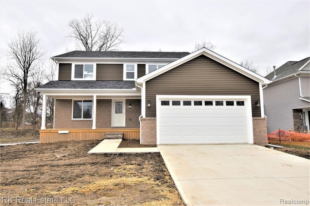 Listing - 229 Mussey St, Romeo Vlg MI 48065